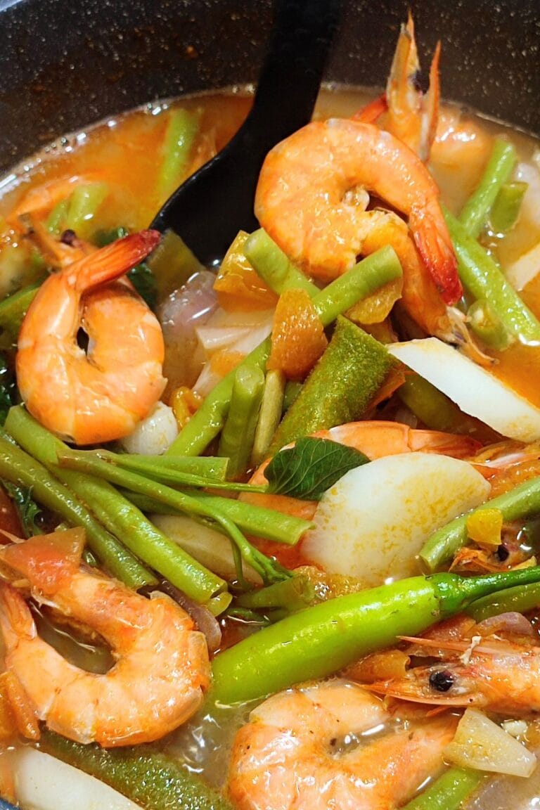 Sinigang na Hipon Recipe - Pinoy Family Recipes