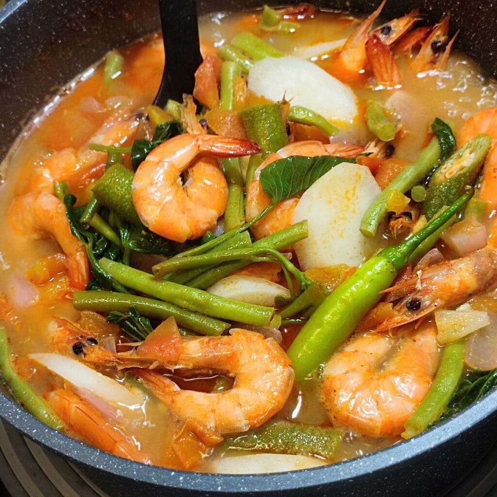 Sinigang na Hipon Recipe - Pinoy Family Recipes