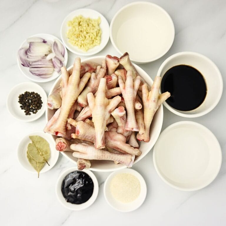Adobong Paa ng Manok - Pinoy Family Recipes