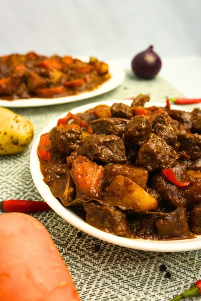 Beef Caldereta Recipe - Pinoy Family Recipes