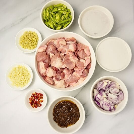 Creamy and Spicy Bicol Express Recipe - Pinoy Family Recipes