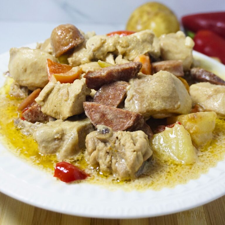 Chicken Pastel (Filipino Style!) - Pinoy Family Recipes