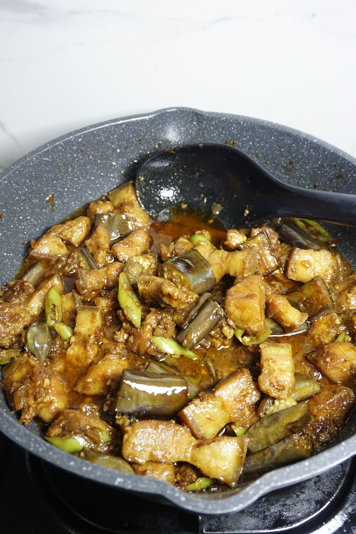 Pork Binagoongan - Pinoy Family Recipes